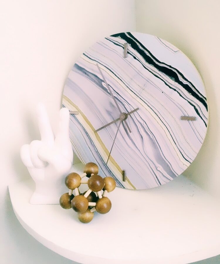 DIY Faux Marble Clock - Lemon Thistle