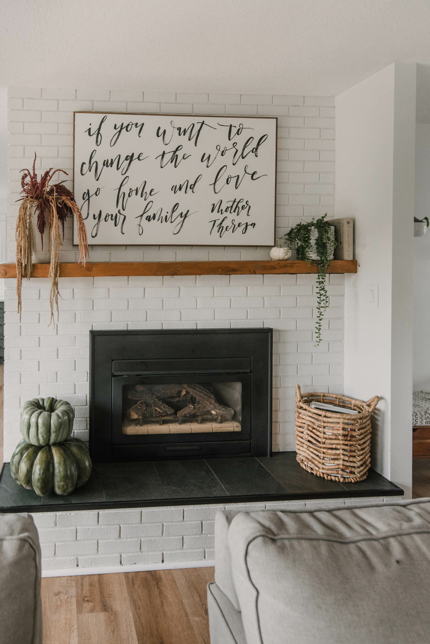 9 TIPS TO CREATE A COZY MODERN HOME - Lemon Thistle