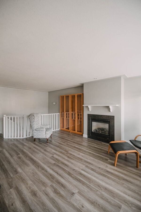 Beginner guide to Painting Interior walls with a Sprayer - Lemon Thistle